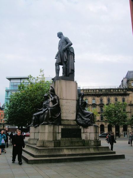 All of Manchester’s statues to be reviewed by council in response to ...