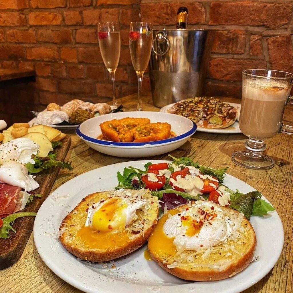 Thaikhun opens street food buffet restaurant at the Trafford Centre